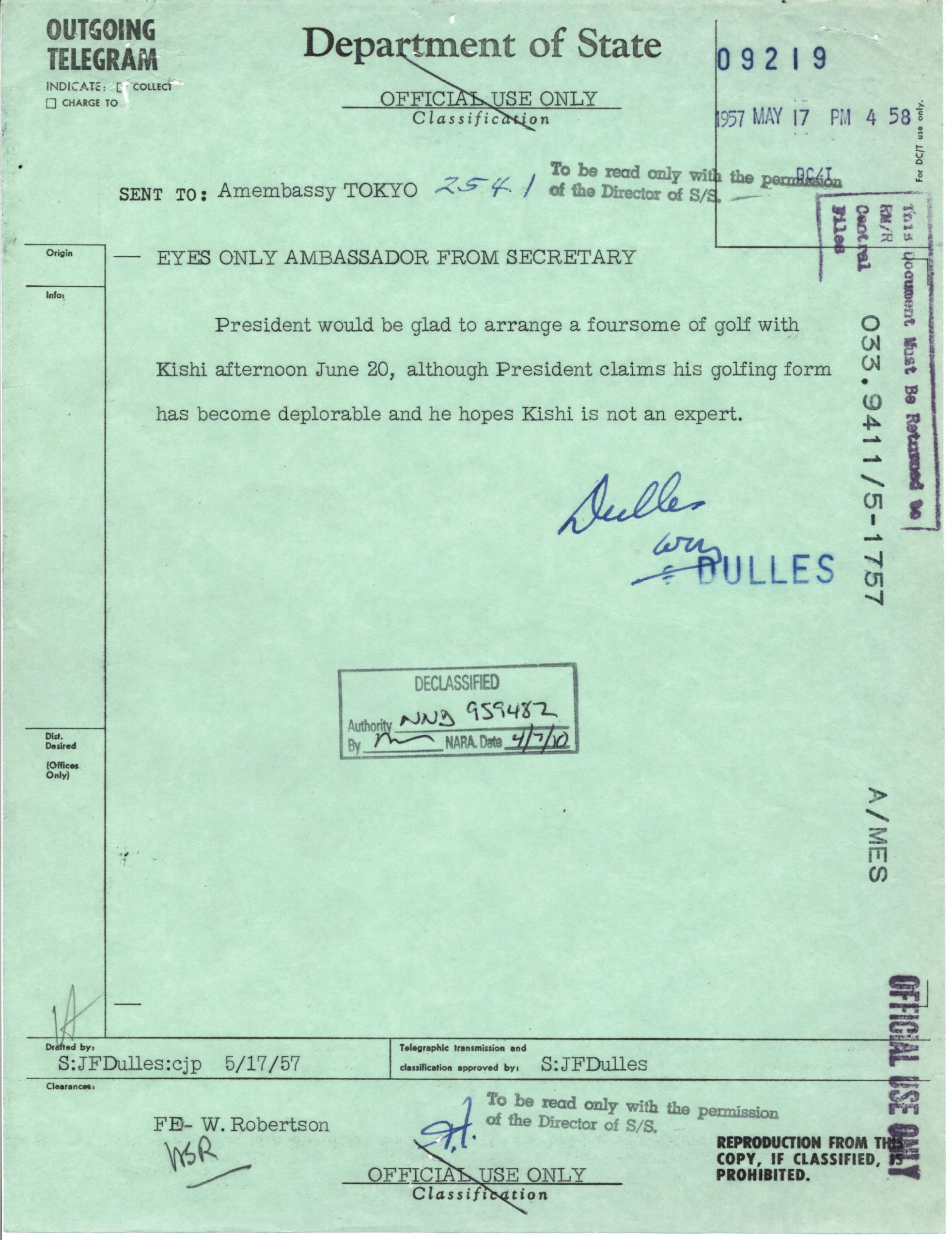 033.9411[5-1757 – The Text Message